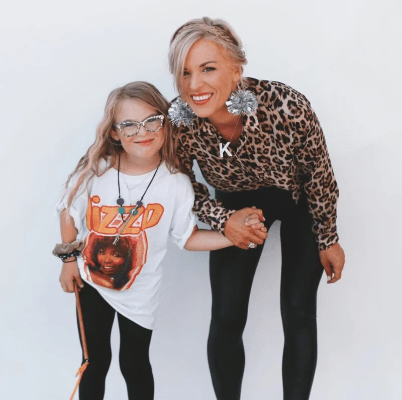 Kelle Hampton ’s 3/21 Pledge Page